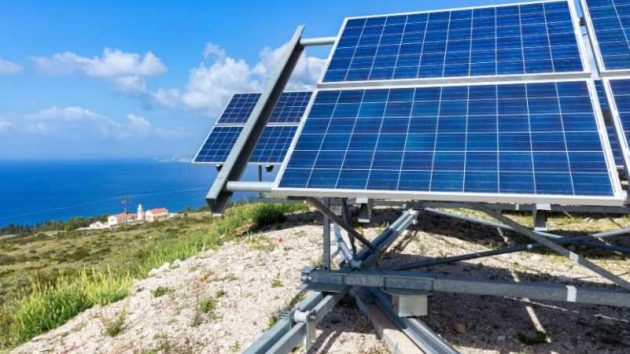 Φωτοβολταϊκά στη στέγη: Πιθανό το άνοιγμα της πλατφόρμας εντός της ...